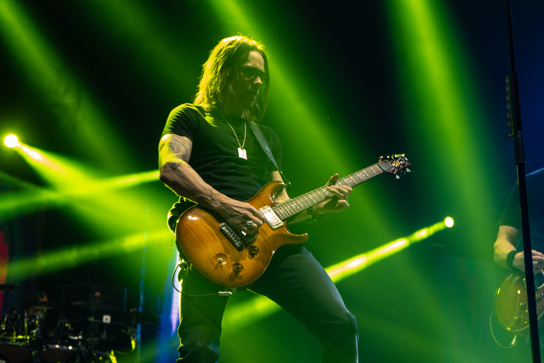 LIVE REVIEW: Alter Bridge @ O2 Arena, London - Distorted Sound Magazine