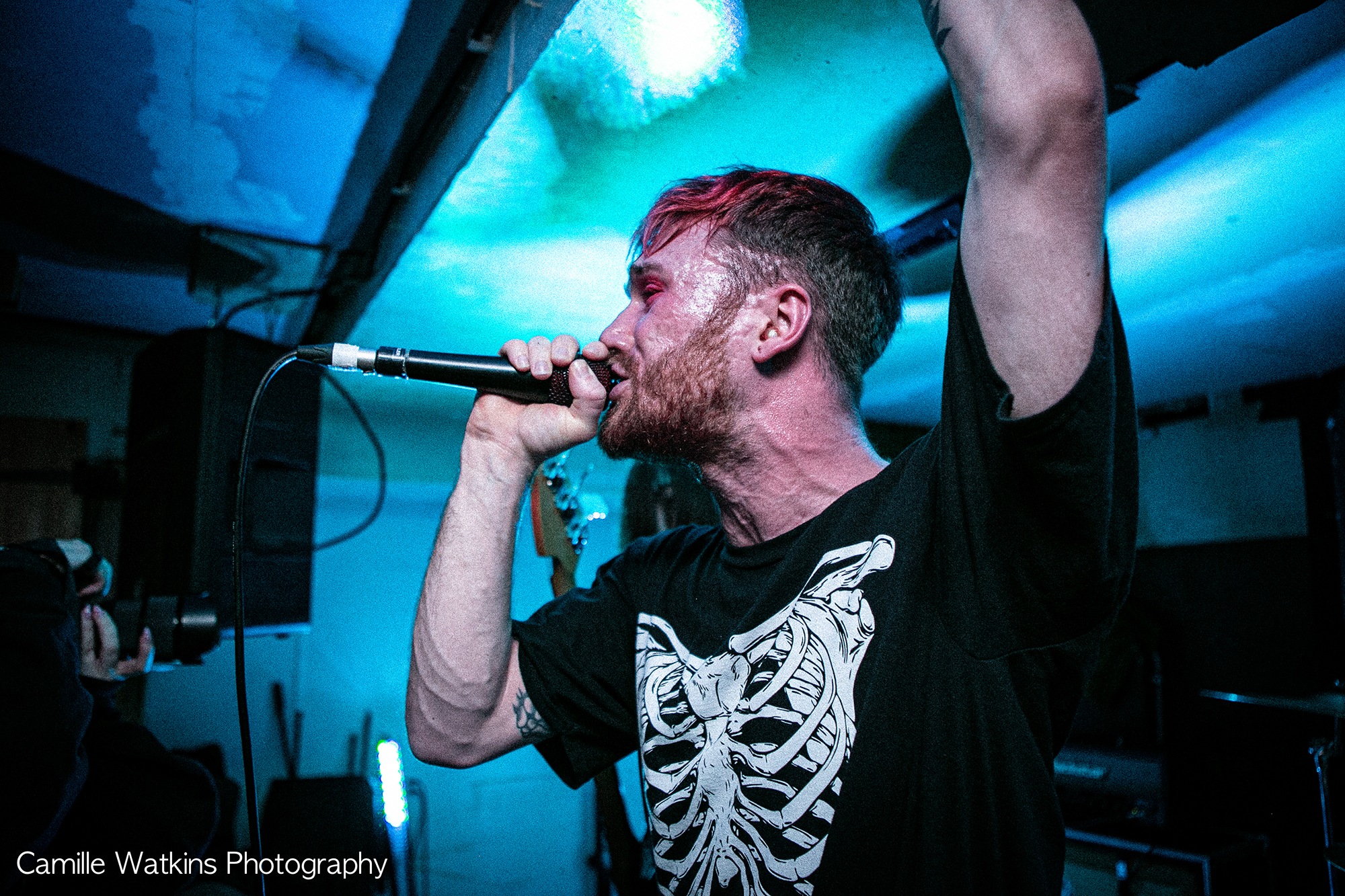 LIVE REVIEW: downcast @ Crofters Rights, Bristol - Distorted Sound Magazine