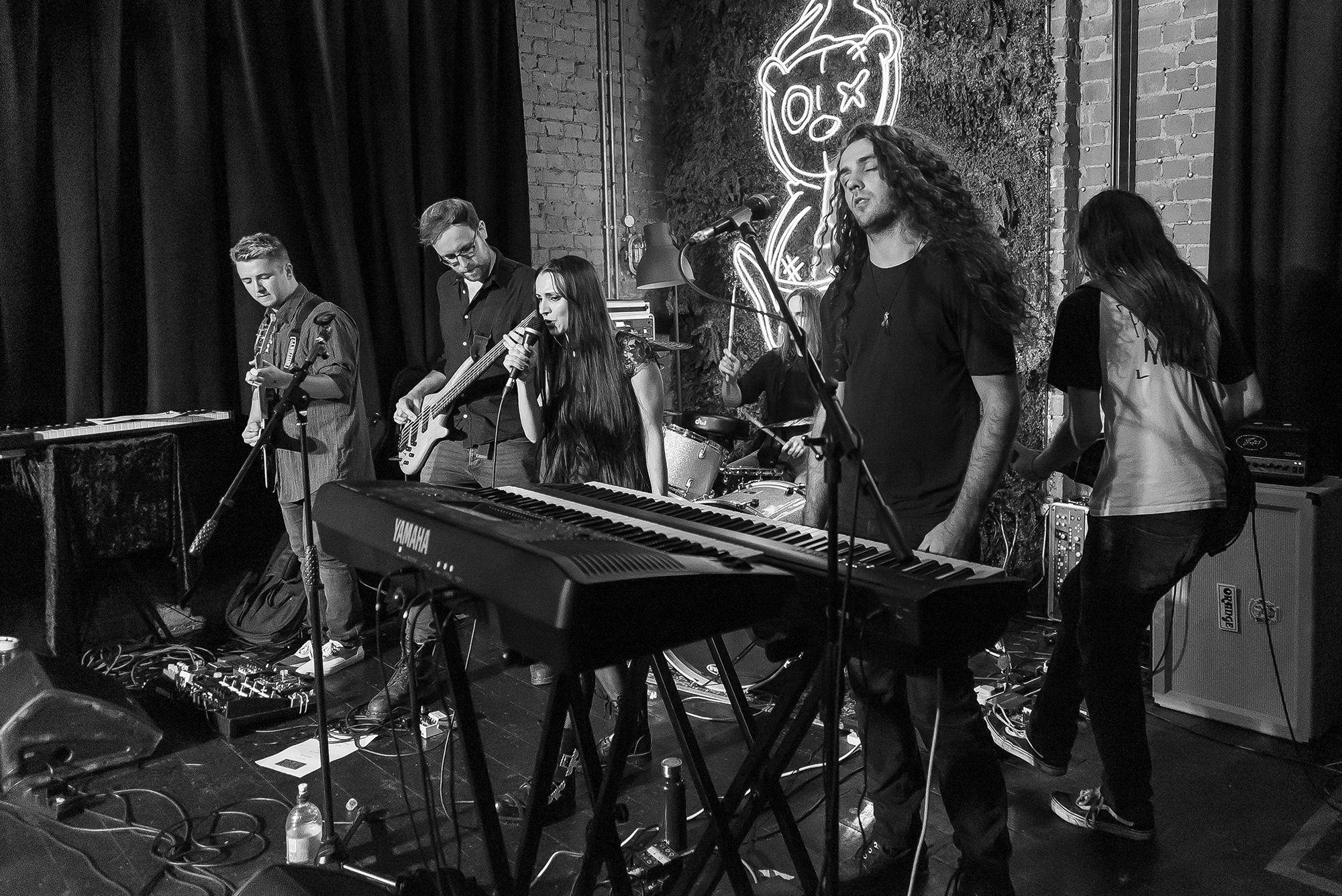 LIVE REVIEW: Root Zero @ Tiny Rebel, Cardiff - Distorted Sound Magazine