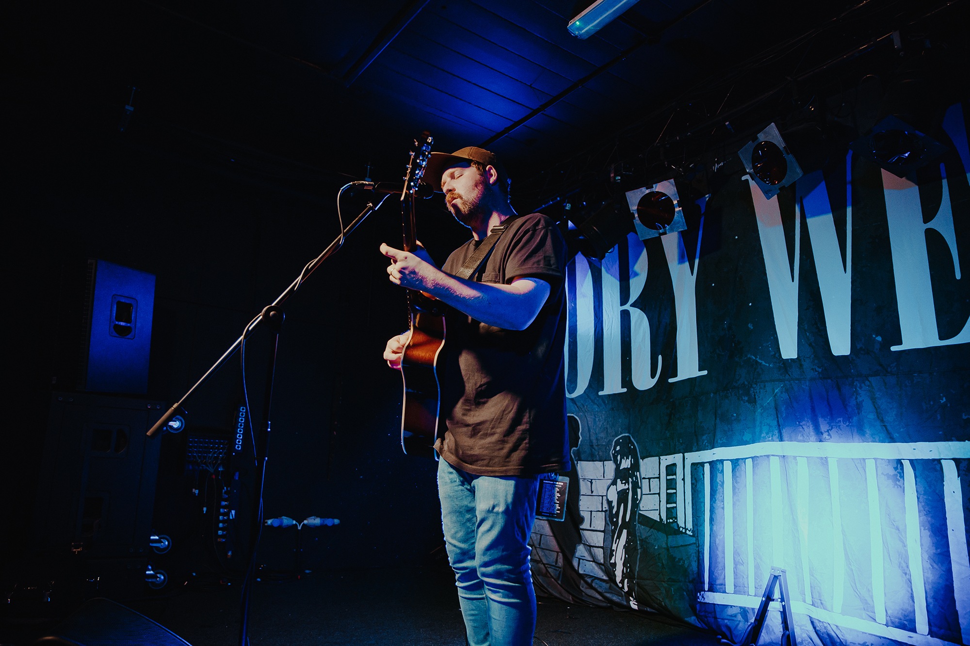 LIVE REVIEW: Cory Wells @ Dead Wax, Birmingham - Distorted Sound Magazine