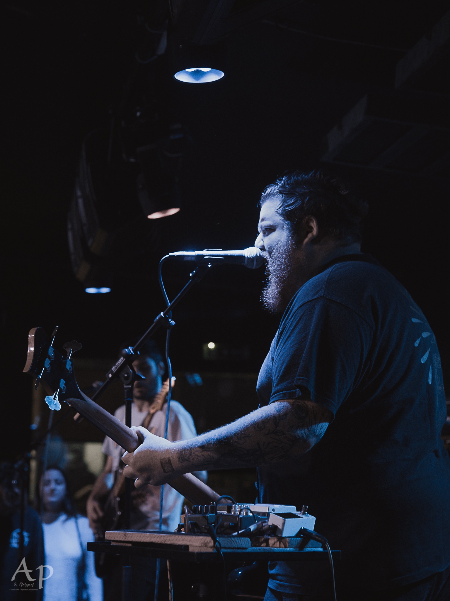 LIVE REVIEW: Helpless @ New Cross Inn, London - Distorted Sound Magazine