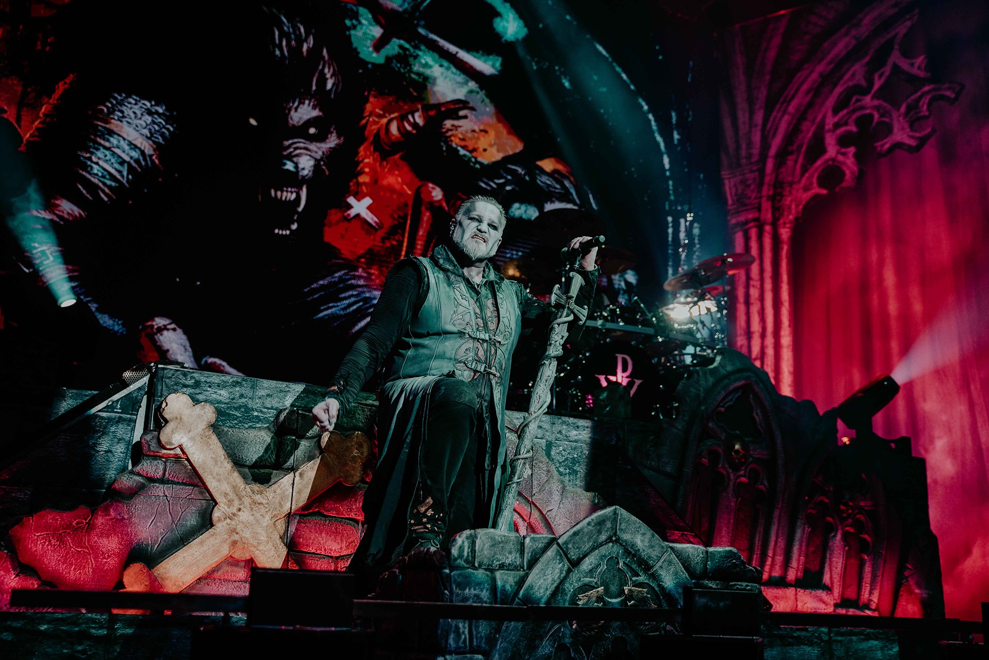 LIVE REVIEW: Powerwolf @ The Roundhouse, London - Distorted Sound Magazine