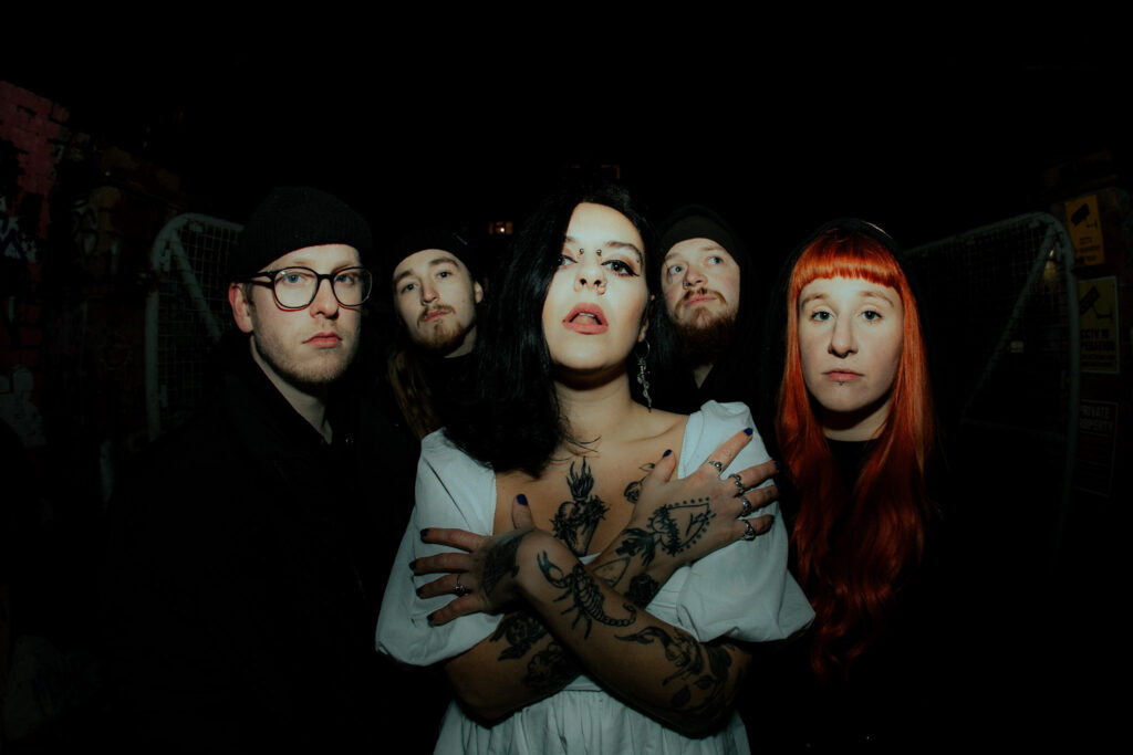 INTRODUCING: Knife Bride - Distorted Sound Magazine