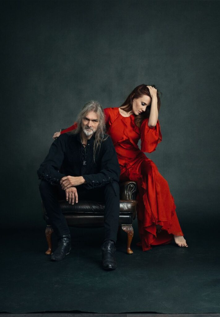 Simone Simons announces debut solo album 'Vermillion' - Distorted Sound ...