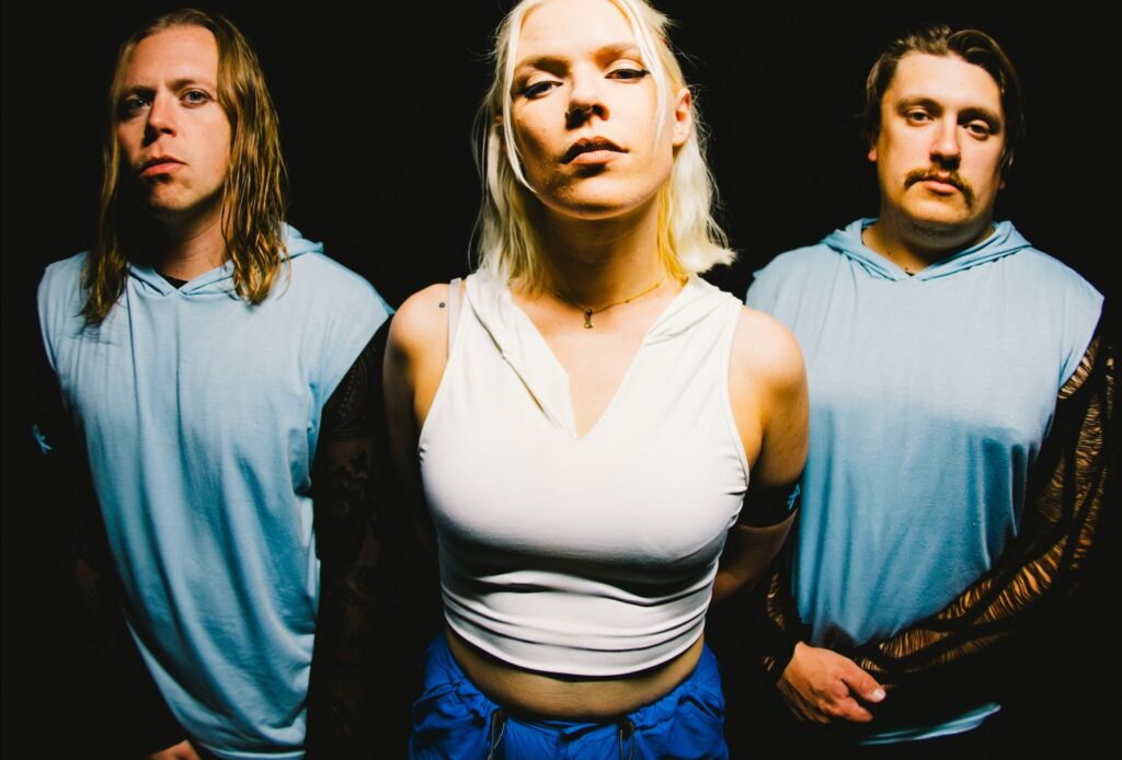 Air Drawn Dagger announce debut album 'A Guide For Apparitions ...